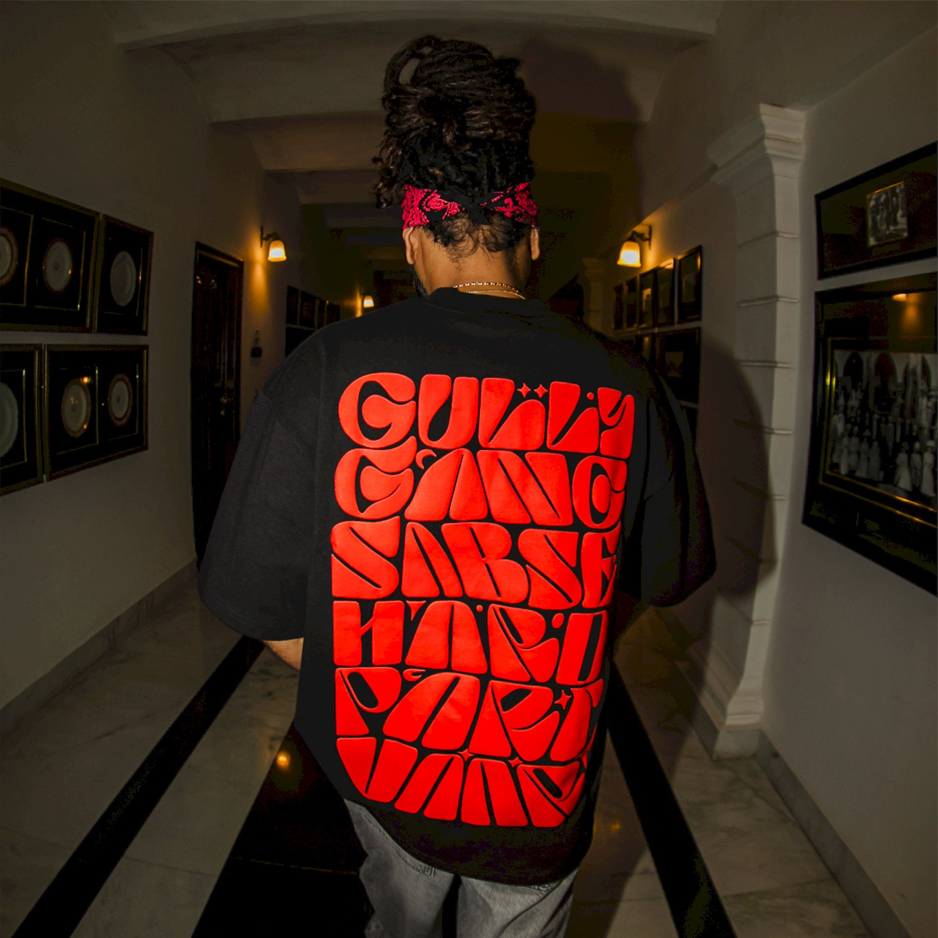 Parivaar T-shirt Dark Green – Gully Gang Certified